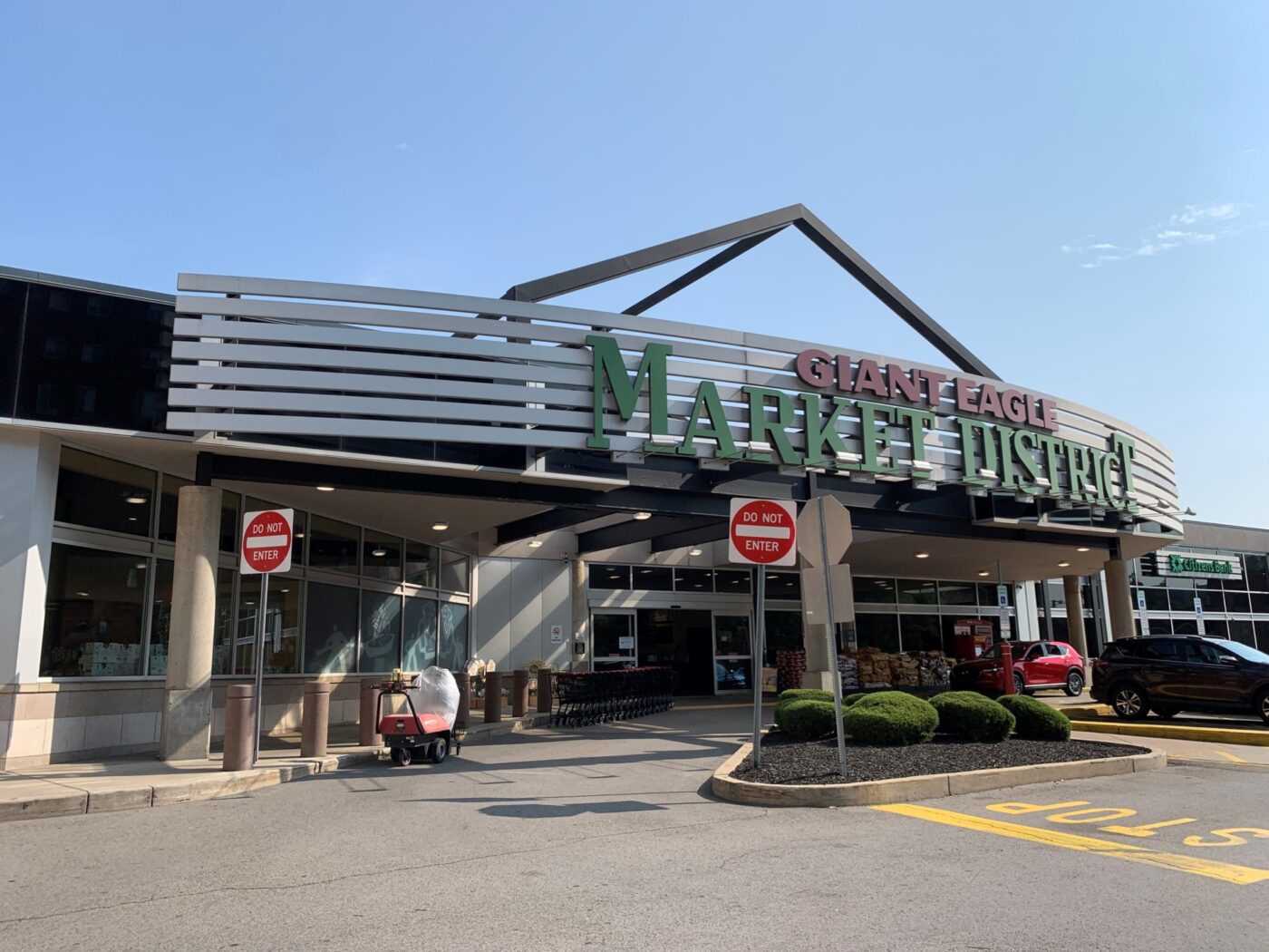 Shadyside Giant Eagle - National Real Estate Advisors